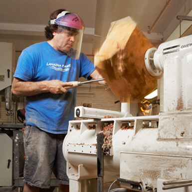 Derek Bencomo – Museum for Art in Wood